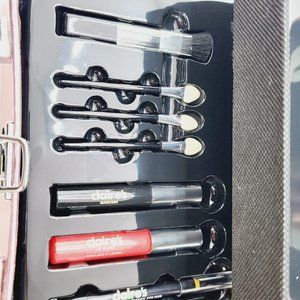 Claire's | Makeup | Claires Pink Princess Makeup Set With Eye Mask Nwt ...